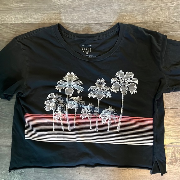 Billabong | Tops | Billabong Crop Top Tshirt Womans Size Teen Large ...